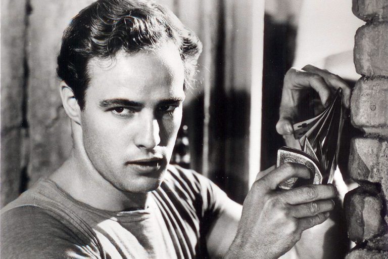 30 Iconic Hollywood Stars Whose Beauty Stands the Test of Time